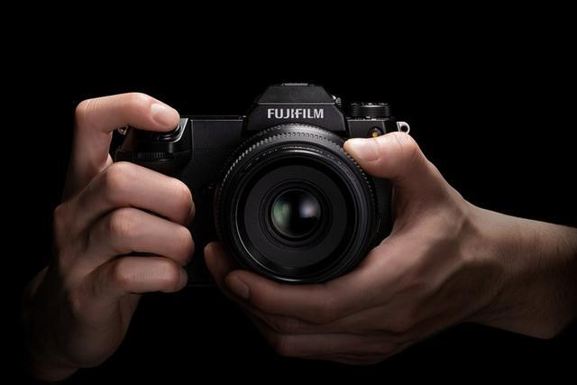 富士GFX中画幅热门机型与镜头推荐 看看哪款最适合你！ - 知乎