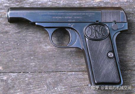 赫赫有名的勃朗宁：楚云飞送给李云龙的手枪，伴随李云龙南征北战 - 知乎