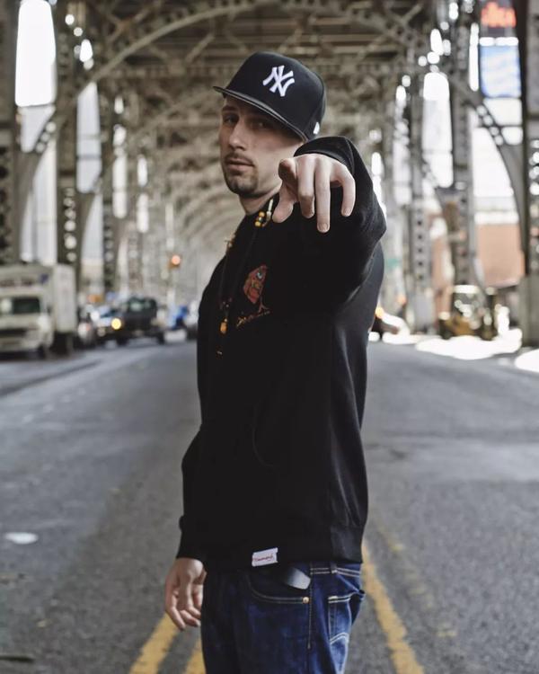 我采访了一位美国rapper，他用中文跟我对答如流 - 知乎