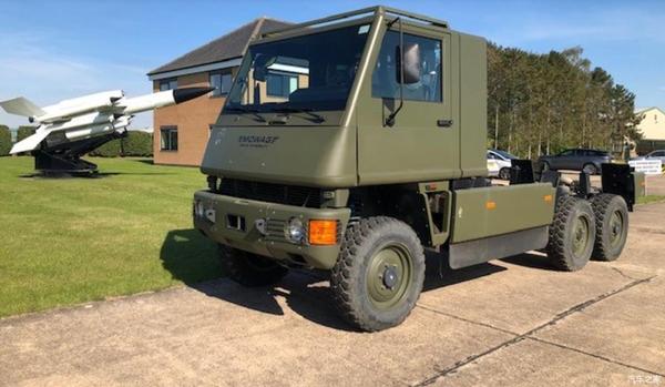 专为山区运送物资和人员 瑞士DURO轻型战术多用途车 - 知乎