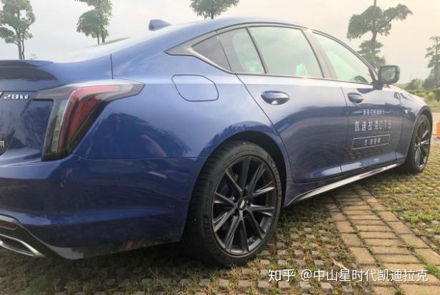 试驾凯迪拉克CT5！241马力+10AT，还在只看3系 - 知乎