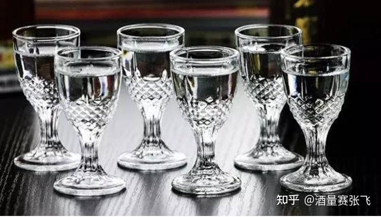 上了年纪一定得戒酒？行家：55岁以后，牢记 2喝3不喝”，益处多 知乎