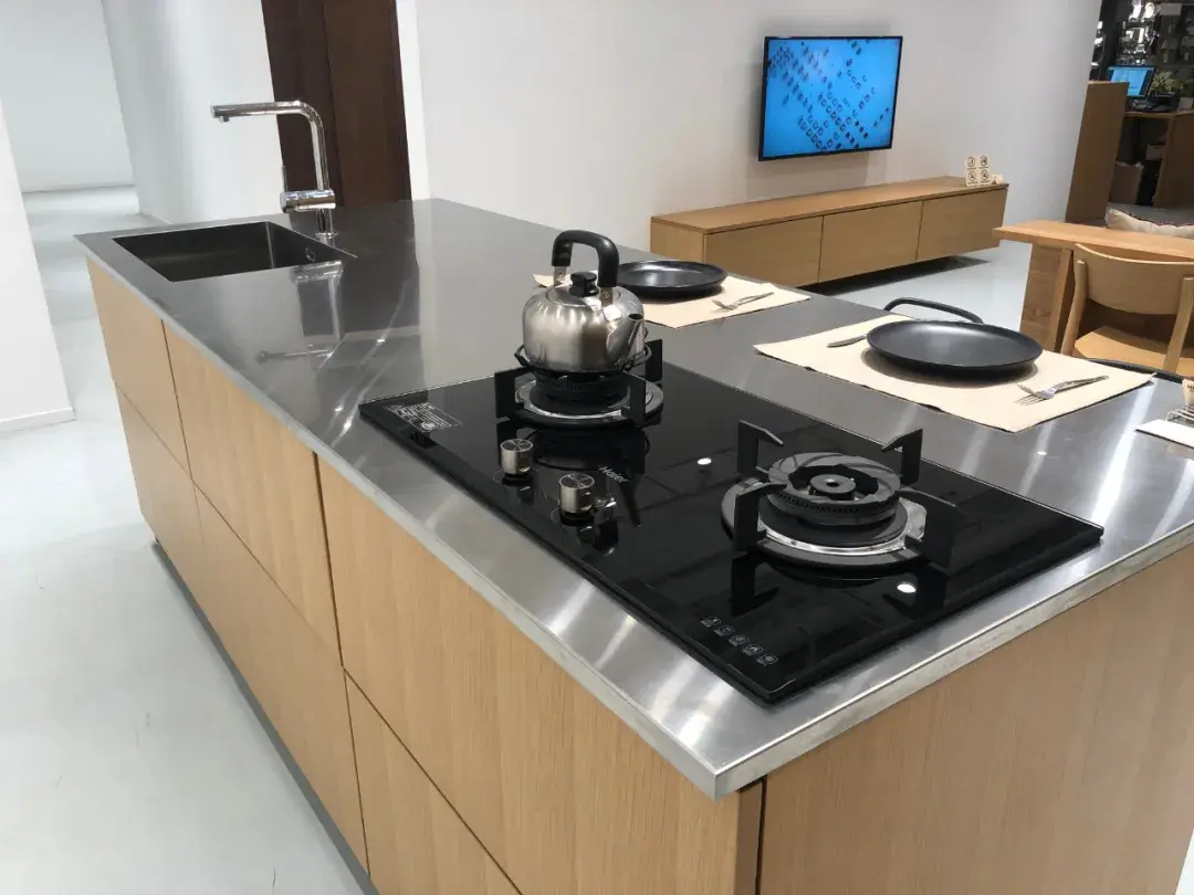 “MUJI装修套餐”30W搞定全屋，中国施工队长这次急哭了 - 知乎