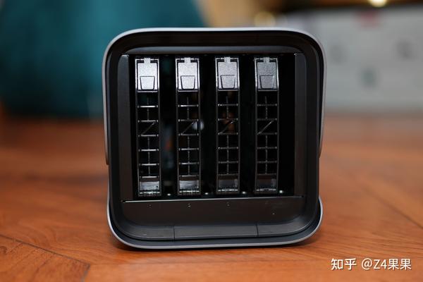 极空间旗舰nas z4s+a4优缺点体会 - 知乎