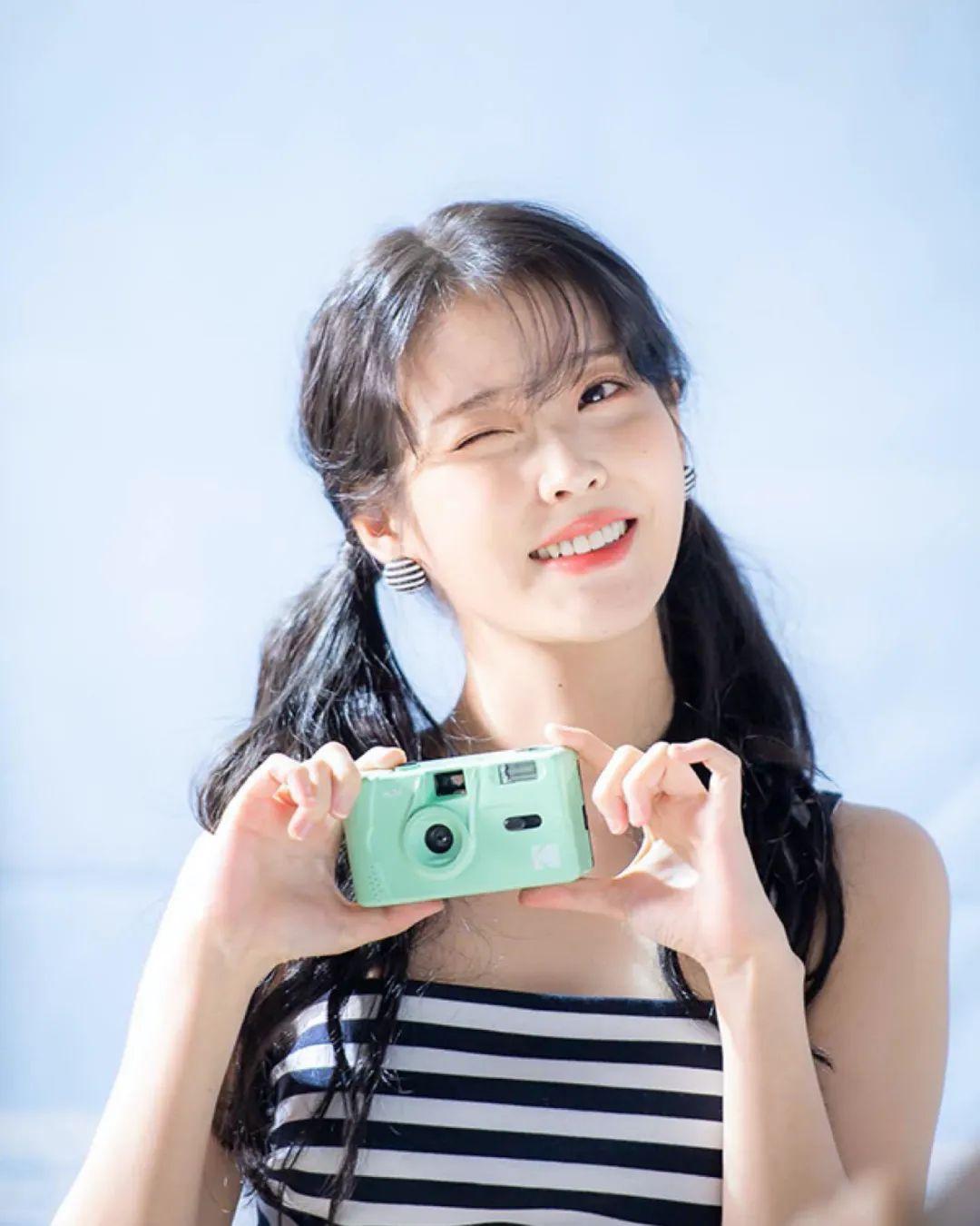 IU近期INS更新照片 - 知乎