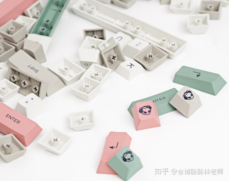 致敬经典，Akko 3018 9009无线双模键盘体验