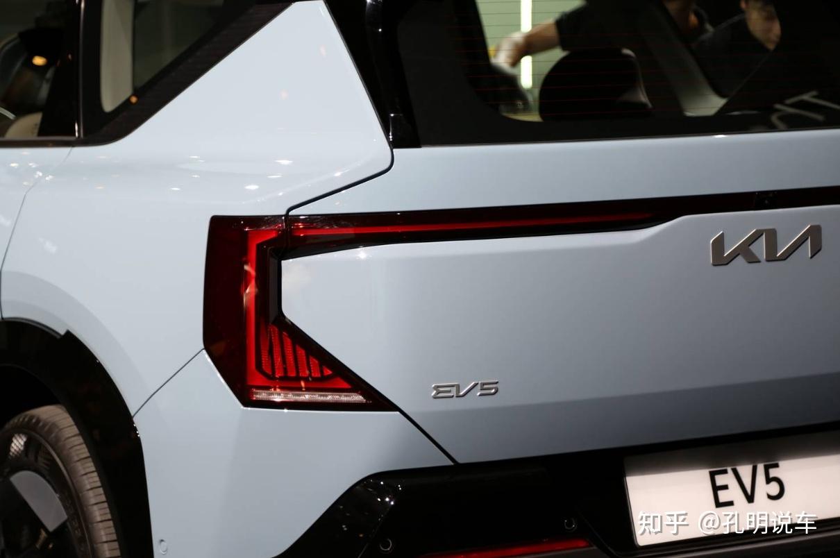 起亚EV5广州参展，起步预售15.98万，韩系新能源开始炫技 - 知乎
