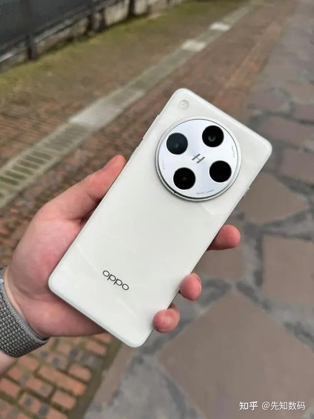 懂行的人一般都会购买oppo find X8Pro，不只因为它的颜值，而是因为这3点 - 知乎