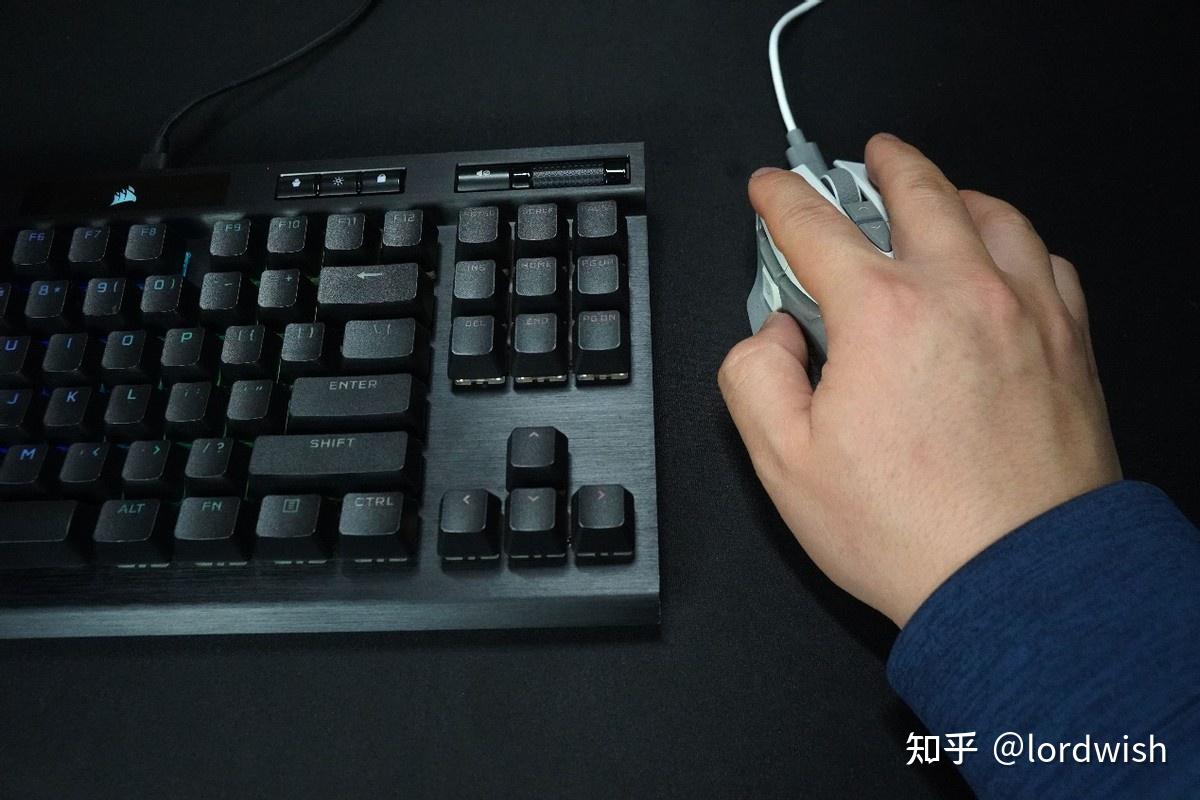 延续经典，超高DPI、可调配重的美商海盗船M65 RGB ULTRA WIRELESS - 知乎