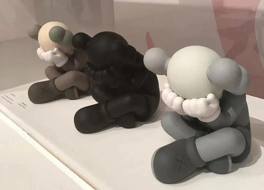 关于KAWS，你想知道的都在这 - 知乎