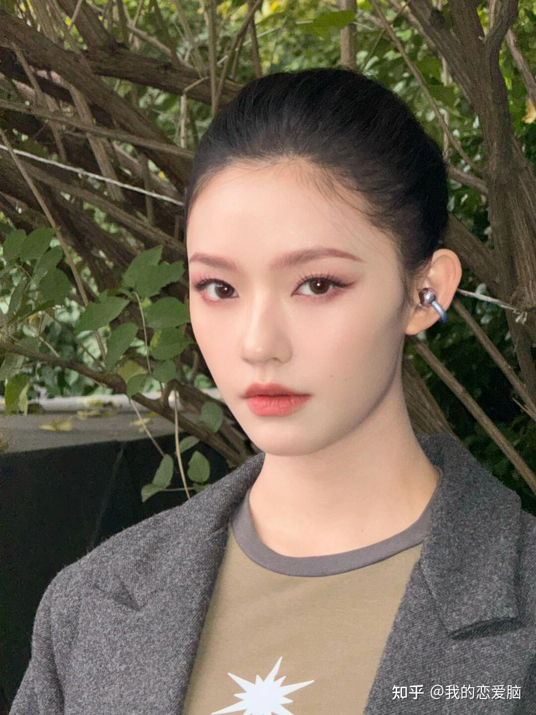 林允同款新宠蓝牙耳机！一眼就心动，塞那S7S 耳夹式耳机，潮流与舒适的完美碰撞 - 知乎