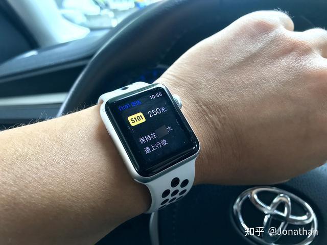 不用看手机屏幕！开车时用苹果Apple Watch导航真的靠谱吗？ - 知乎