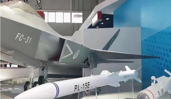 “太行版”歼-11B高调亮相，曾与美军上演激烈对峙 - 知乎