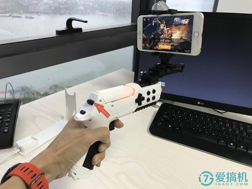 PP GUN mini 可变形的 枪形蓝牙游戏手柄 - 知乎