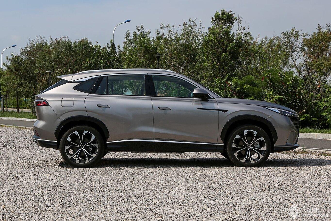 售价12.49万元起 全新荣威eRX5推出7月限时优惠 - 知乎