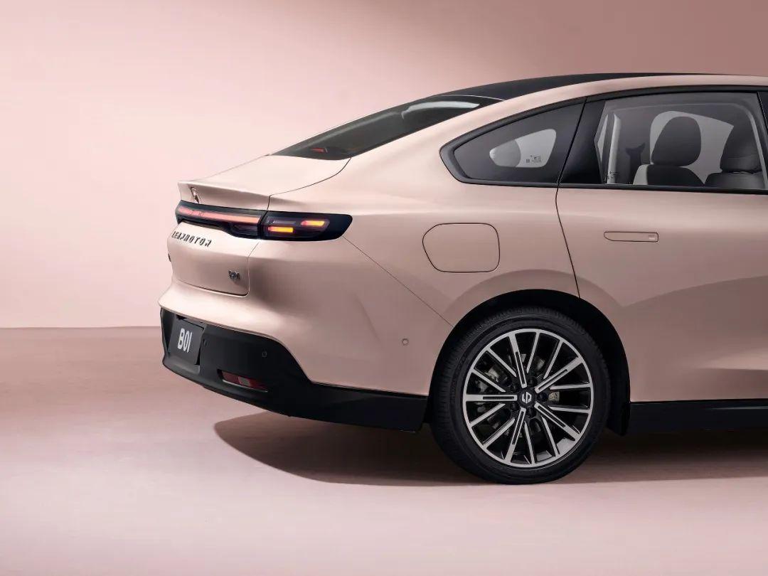 从大华到零跑：她如何把「汽车界优衣库」开进欧洲？ - 知乎