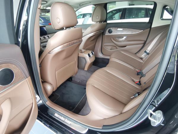 【到店实拍】日照地区2020款奔驰E260L - 知乎