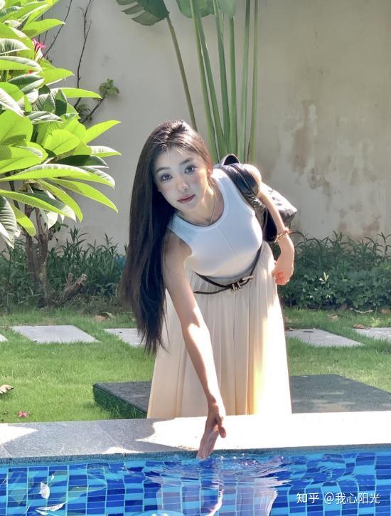 蓬松控油lzq洗发水 我又可以三天不洗头咯 lzq洗发水让你变成香香公主 - 知乎