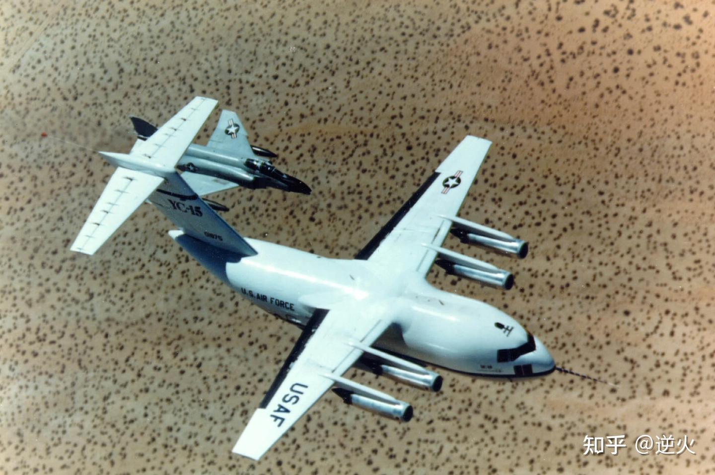 运20B也不如C17！长文全方面对比中美运输机，我依旧给运20打90分 - 知乎