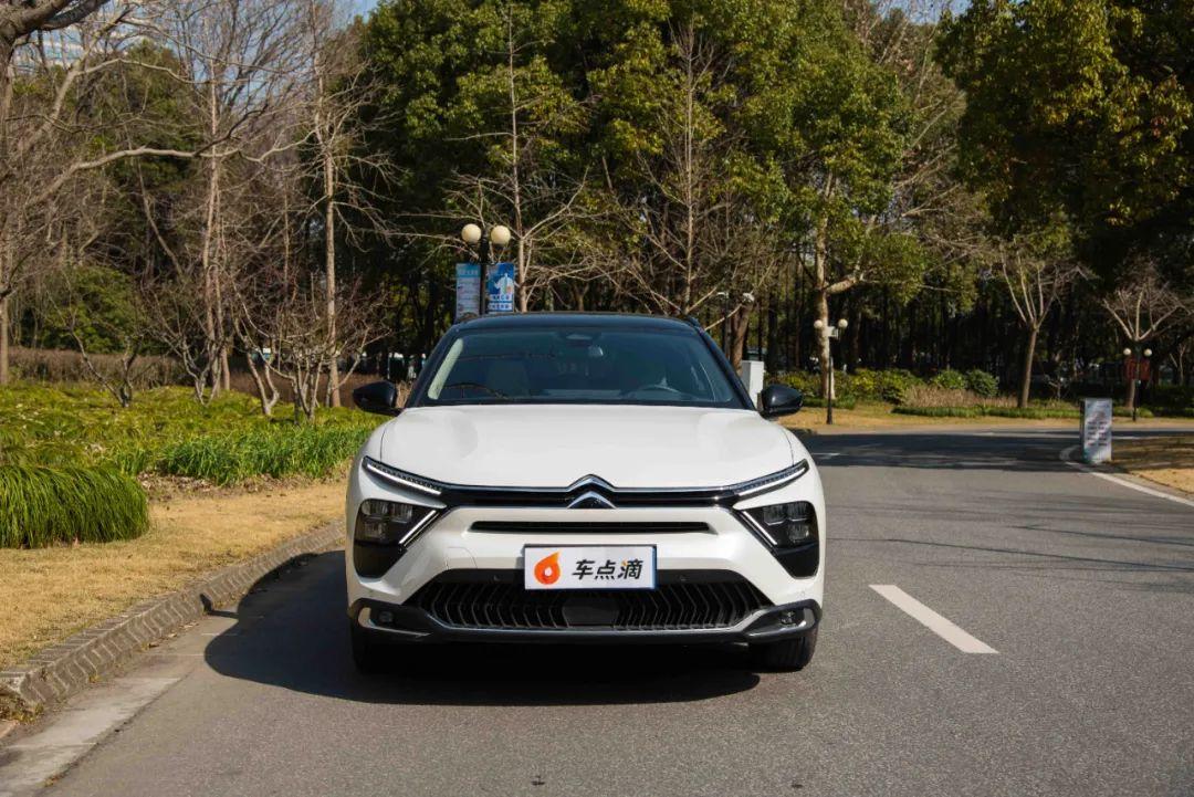 点滴试驾 | 感受法式美学，精致舒享跨界SUV-雪铁龙凡尔赛C5X - 知乎