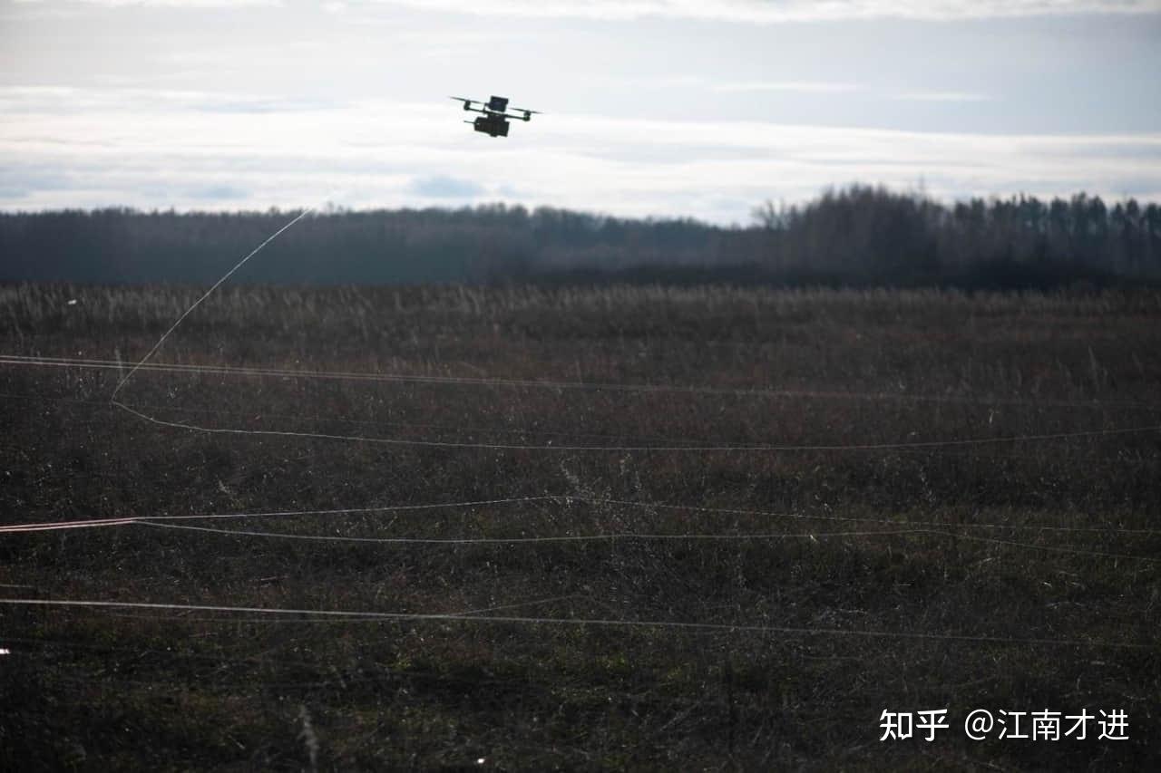 完全不受干扰的武器：乌克兰如何生产光纤无人机 - 知乎