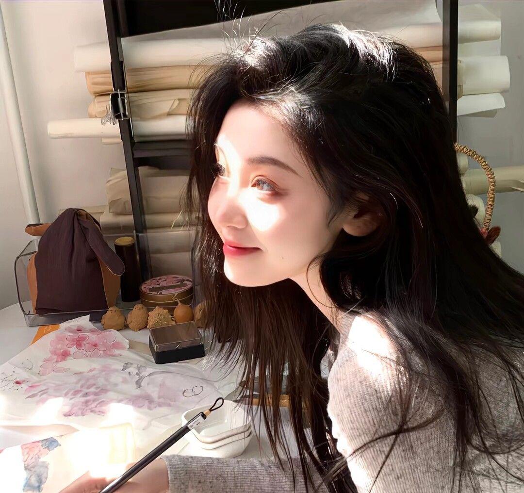 头像女（春天、夏天类，美式，法式，可爱，酷酷，冷调，生活类）…… - 知乎