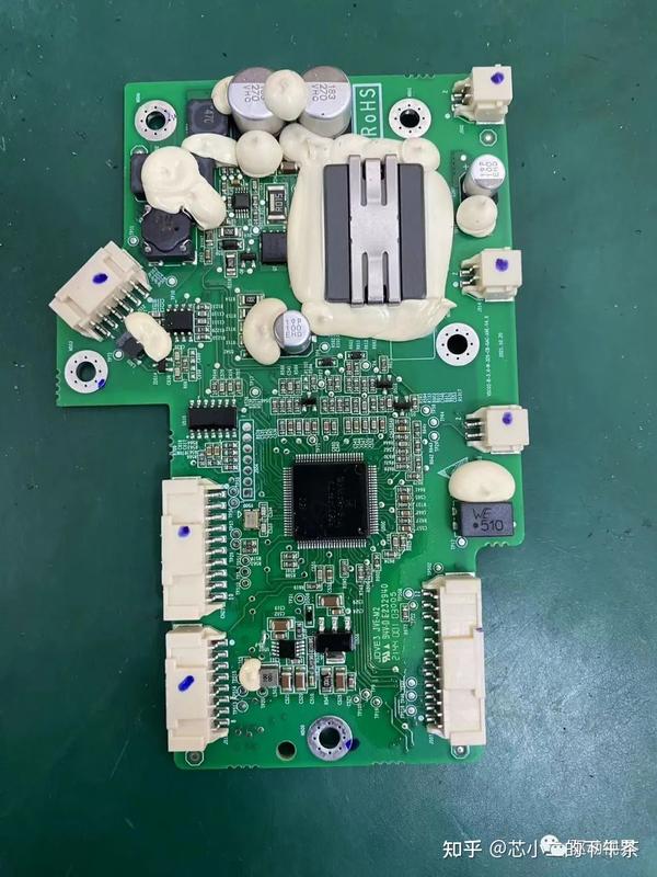 新能源汽车DC/DC变换器及实物拆机图 - 知乎