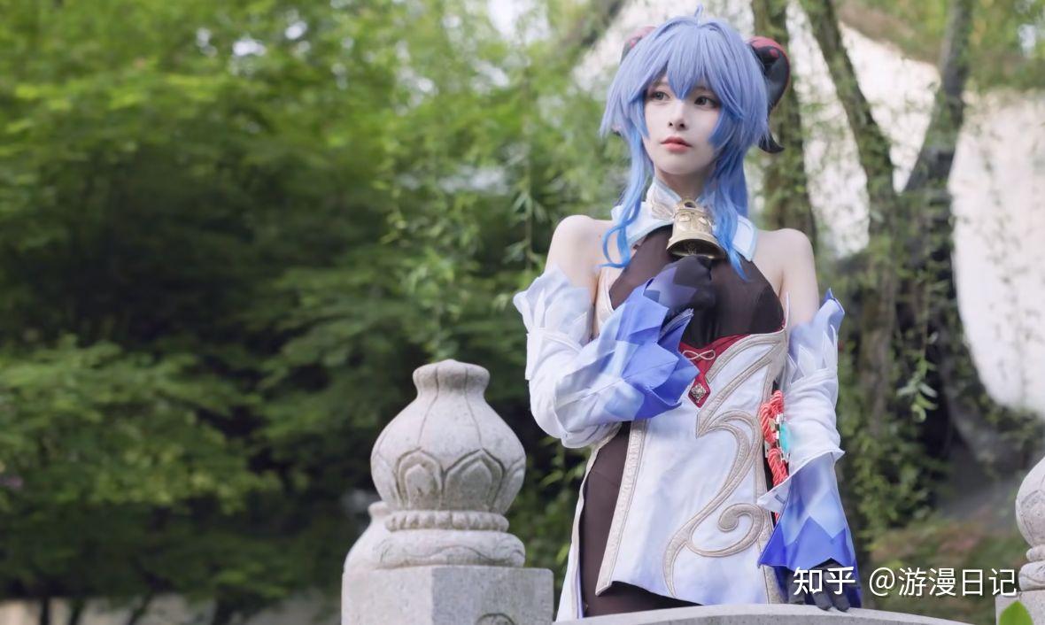 甘雨coser都是旅行家？下了江南上黄山，一夜播放破三百万 - 知乎