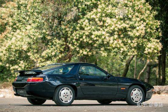 它并非一辆“粗俗”的跑车，它是一辆优雅的GT：Porsche 928 - 知乎