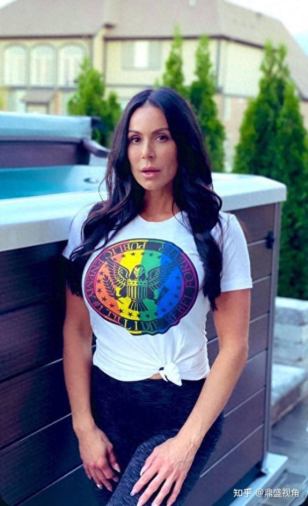 肯德拉·鲁斯特 (Kendra Lust)以其独特的风格而闻名业界（多图） - 知乎