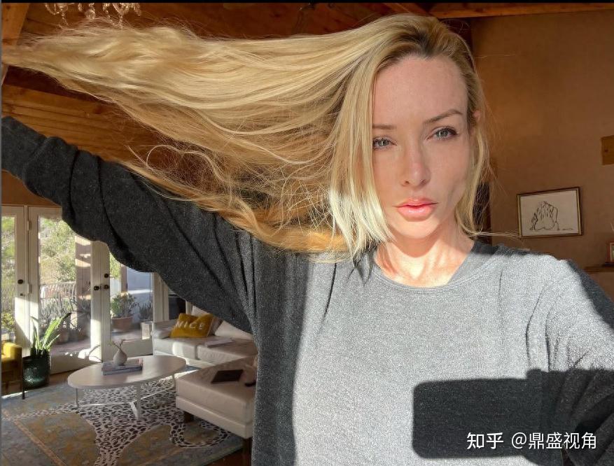 凯登·克罗斯 Kayden Kross 业界被维基名人列为最受欢迎的名人之一 知乎