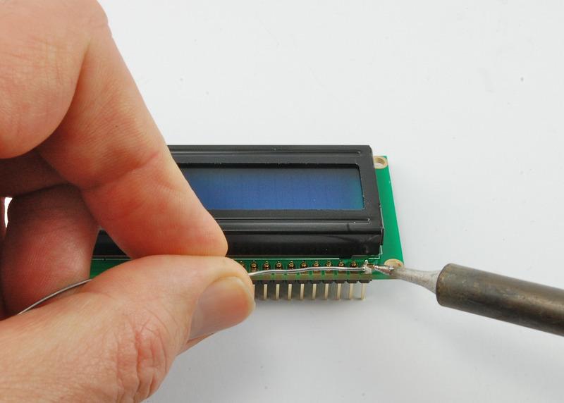 史上最详细的arduino入门教程11—轻松实现lcd显示屏打印经典字符 Hello World 知乎