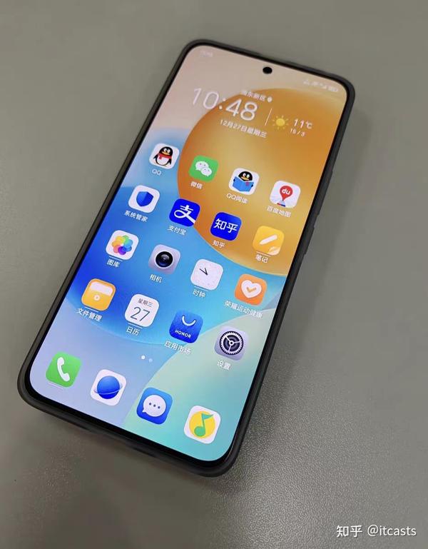 四台骁龙8Gen2新机，红米K70、荣耀90GT、iQOONeo9、一加Ace3，你会选哪个？