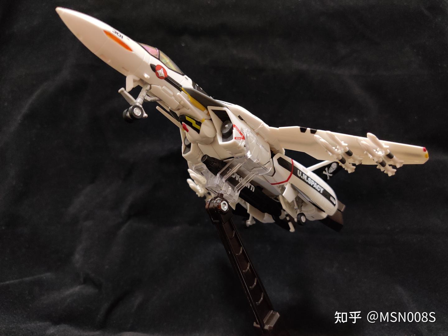 超时空要塞的ZERO的凤凰—VF-0S 简单机体设定介绍及万代HI-METAL R VF0-S罗伊福卡机 模型评测 - 知乎