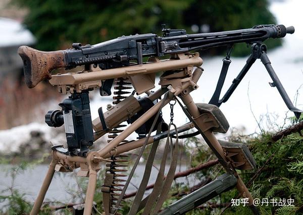 经典MG42机枪的另一个嫡系子孙，瑞士MG710机枪 - 知乎