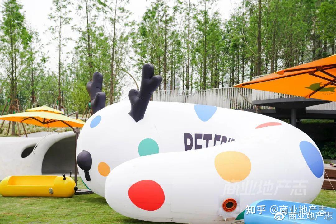 CRR百图斩｜麓湖商业再上新，这次是⼀座全新森系社交场 - 知乎