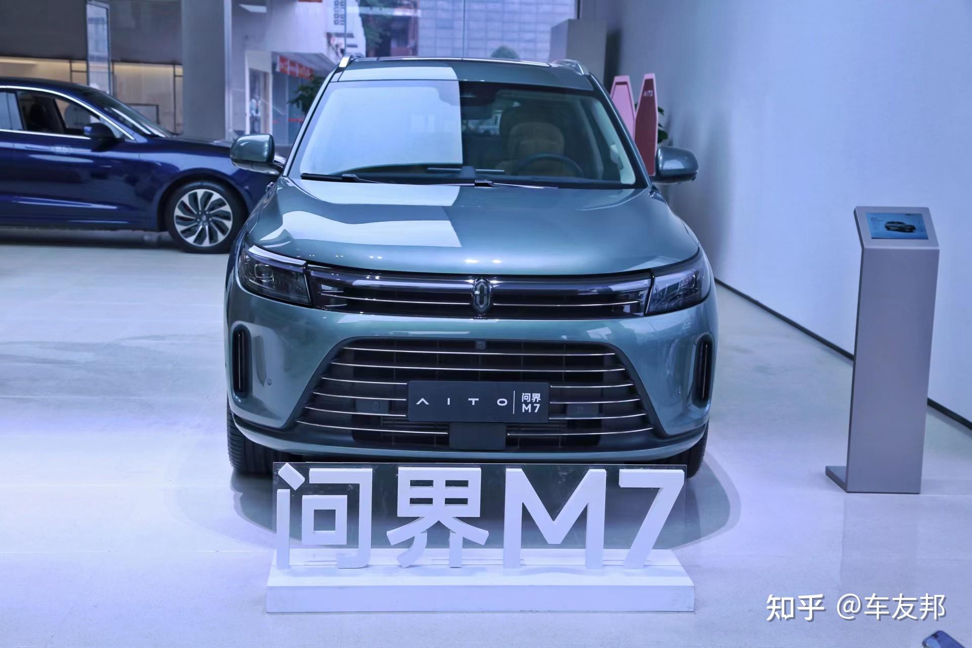 探店问界M7:舒适超百万级豪车，颜值与才华并驾齐驱 - 知乎