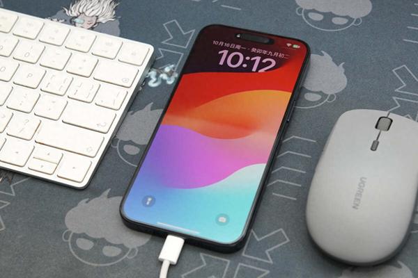 横置 iPhone，StandBy 显示搞起来，iPhone15 Pro Max 设置体验 - 知乎