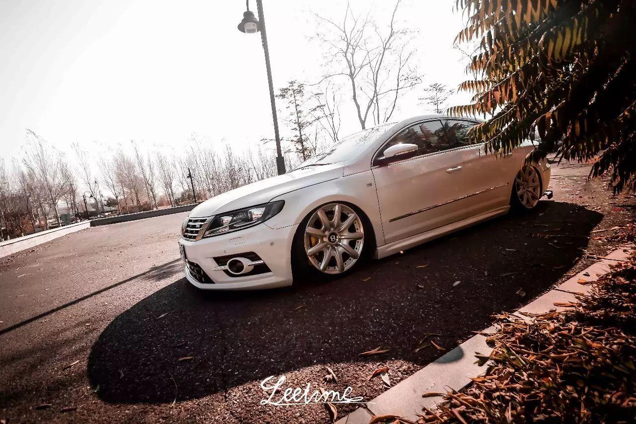 我爱拍车丨城里会玩哥的CC，改得比宾利还高调 - 知乎