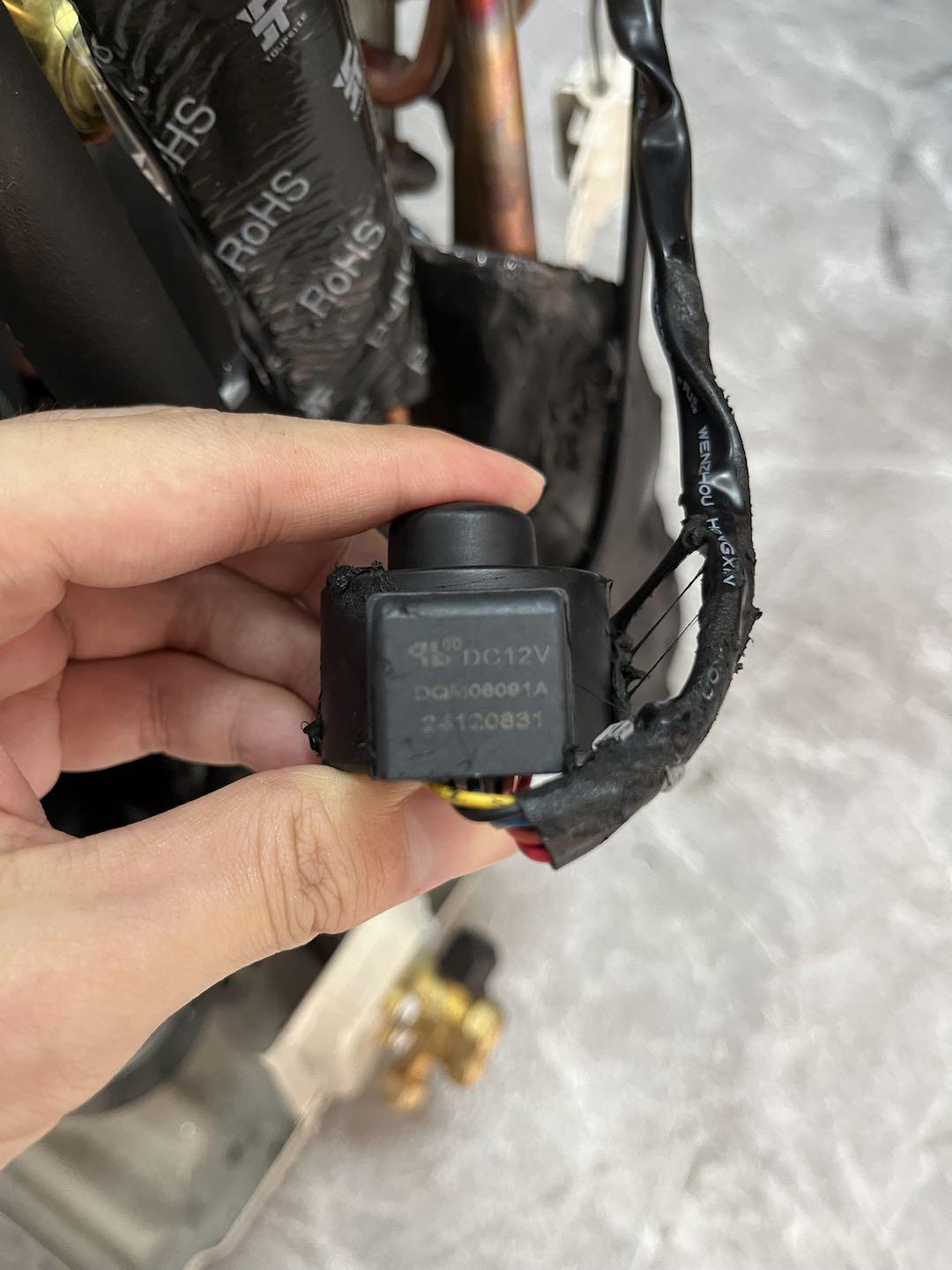 【真机实测】凭什么被称为神机？华凌神机二代Pro粉色款挂机如何做到兼具好用和安全？拆机+实测告诉你答案 - 知乎