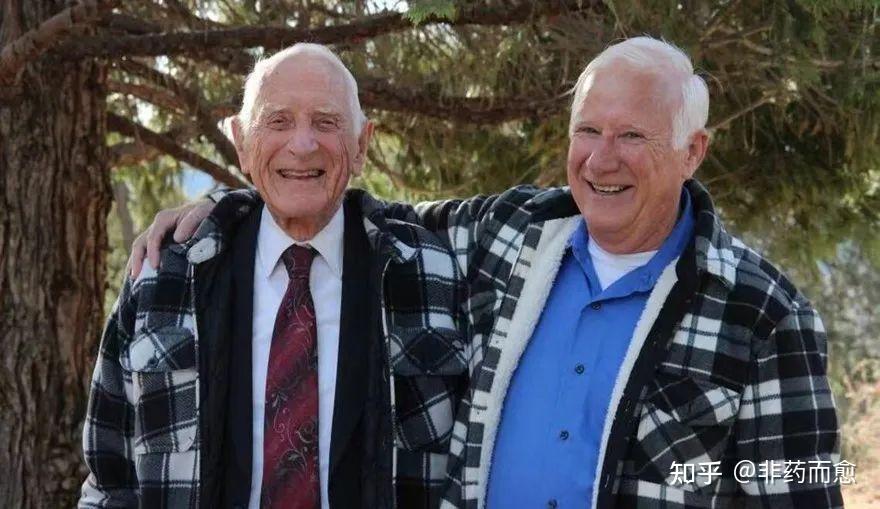 百岁医学博士畅谈长寿秘诀——约翰·沙芬伯格助阵第五届峰会 - 知乎