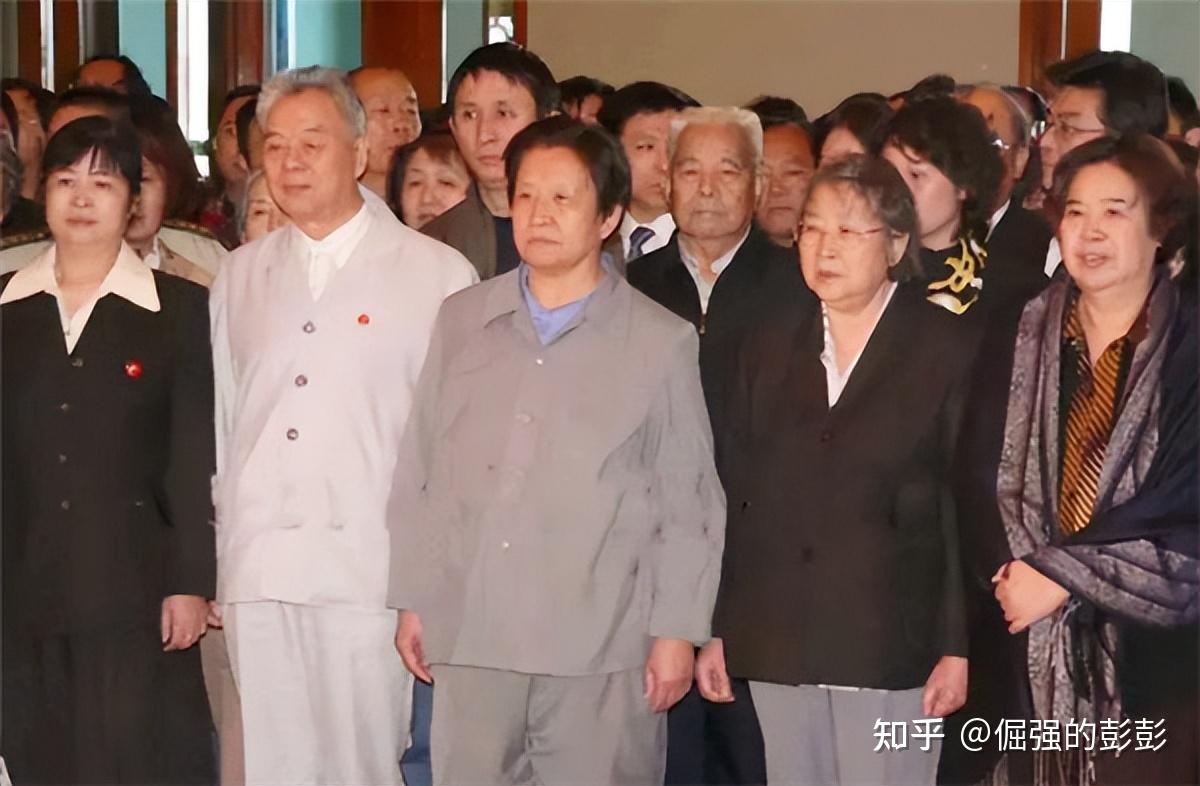 毛主席的大女儿李敏在什么职位退休，待遇如何？ - 知乎