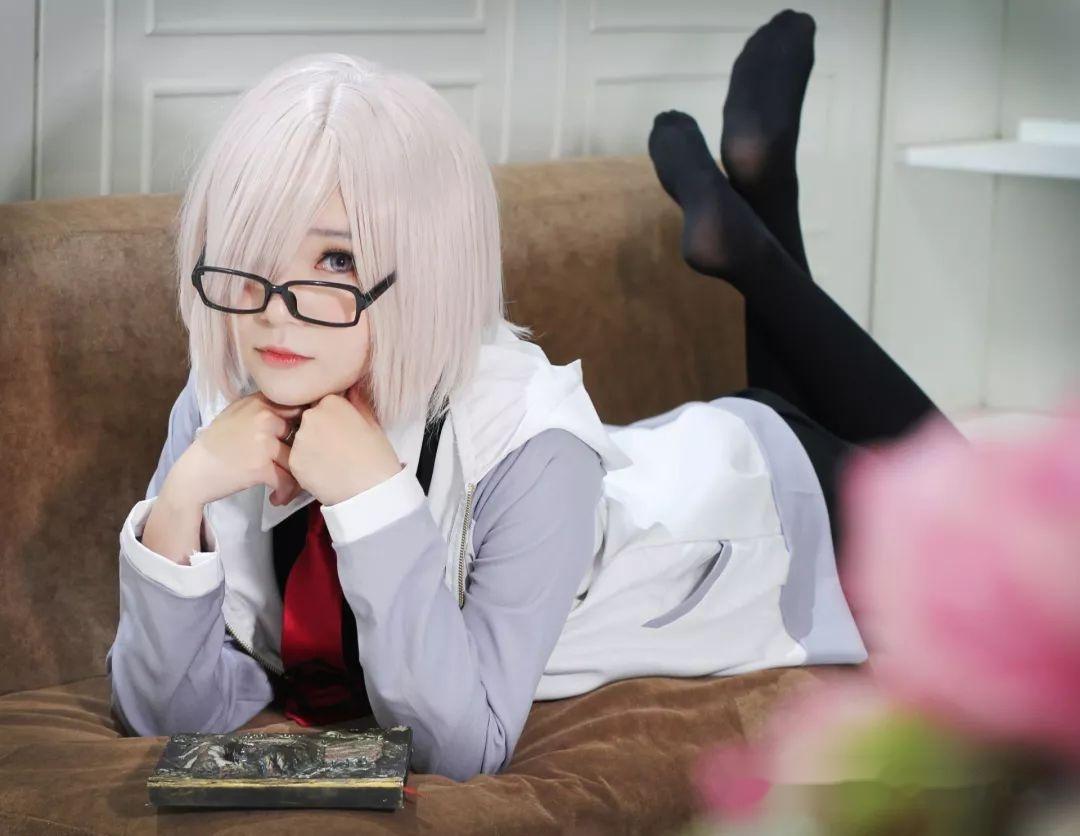 突破次元壁的娇嫩贫Ru娘 大师级Cos赏 - 知乎