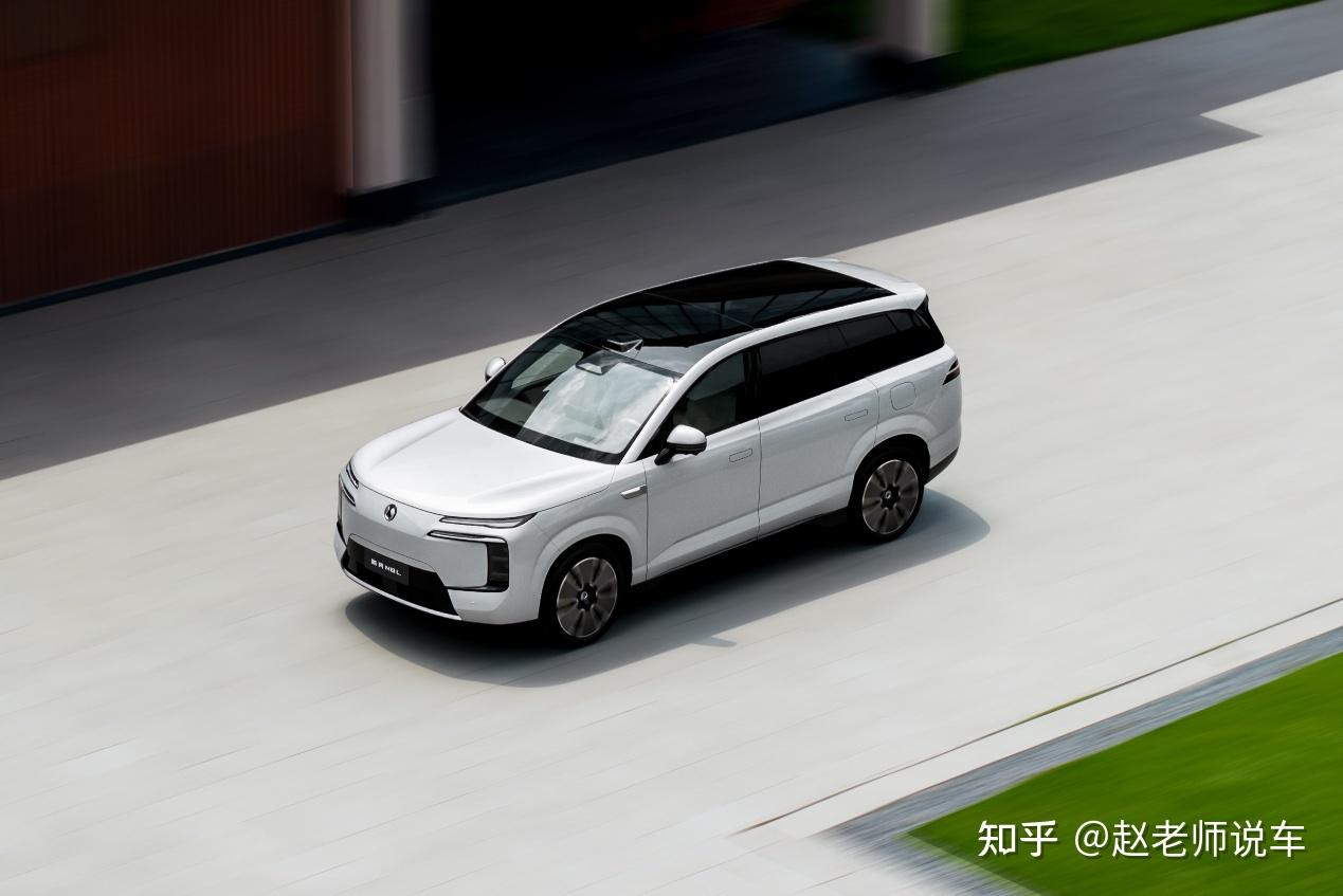 31.98万起，腾势N8L开启预售，技术看齐腾势N9，还有双拼色车身 - 知乎