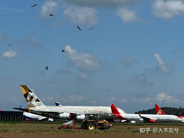 民航冷知识：欧洲最著名的飞机坟场，塔布 - 知乎