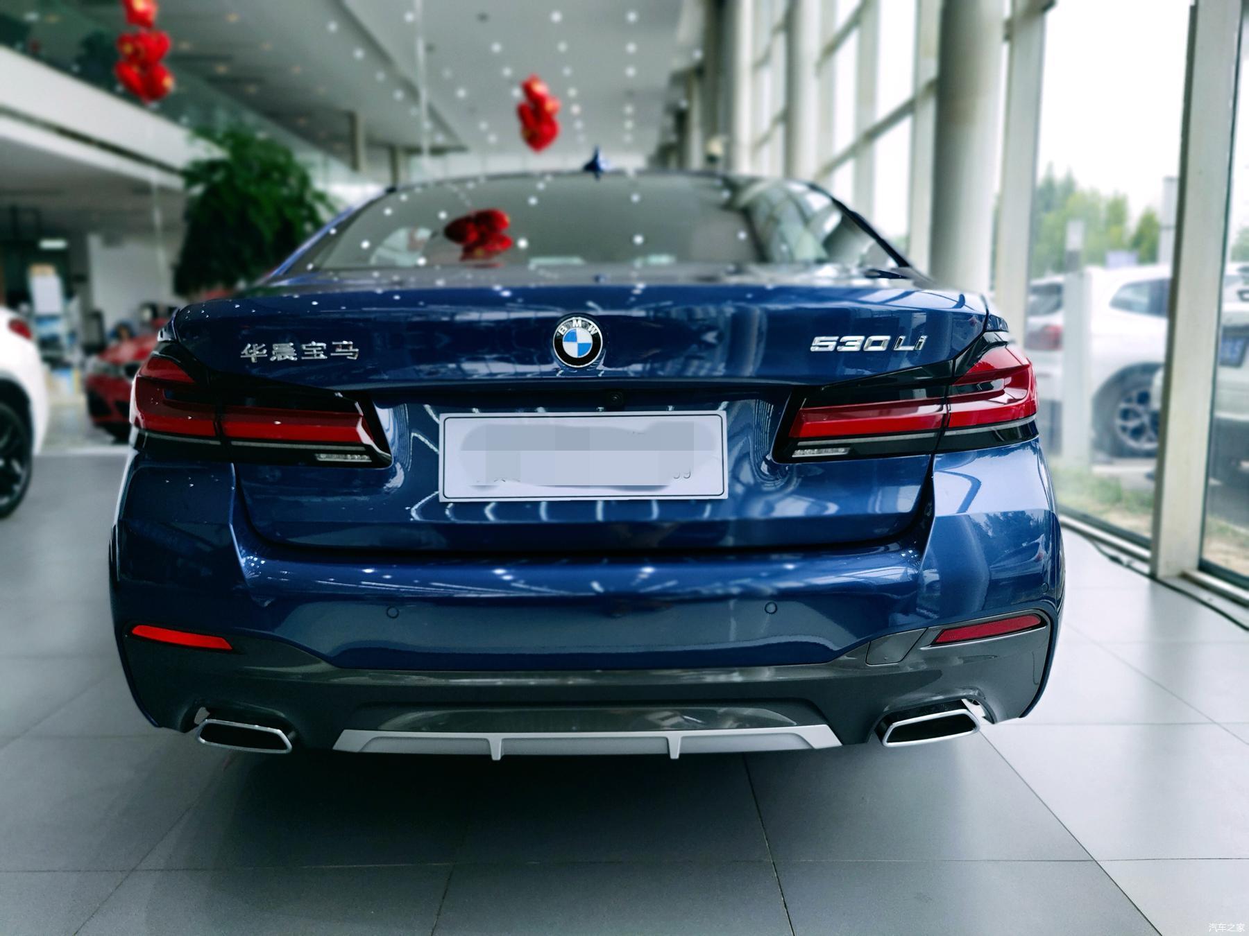 中期改款后谁更强？宝马530Li对比奔驰E300L - 知乎