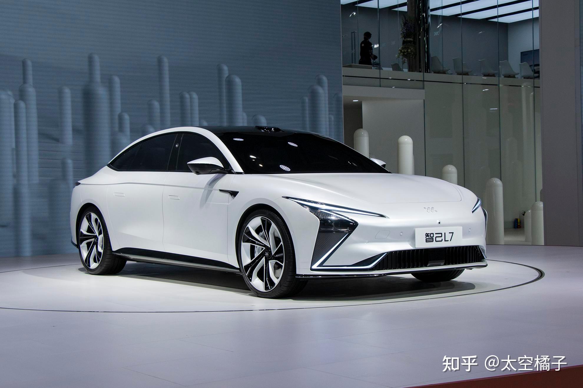 智己LS7、LS6、L7有什么区别？怎么选？ - 知乎