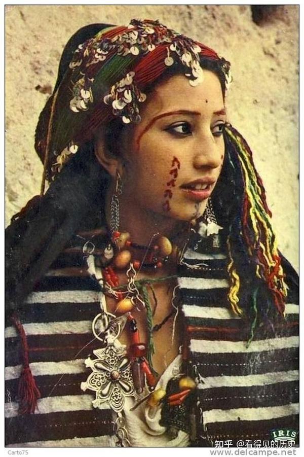 身穿民族服装的摩洛哥女性 别样的美丽 - 知乎