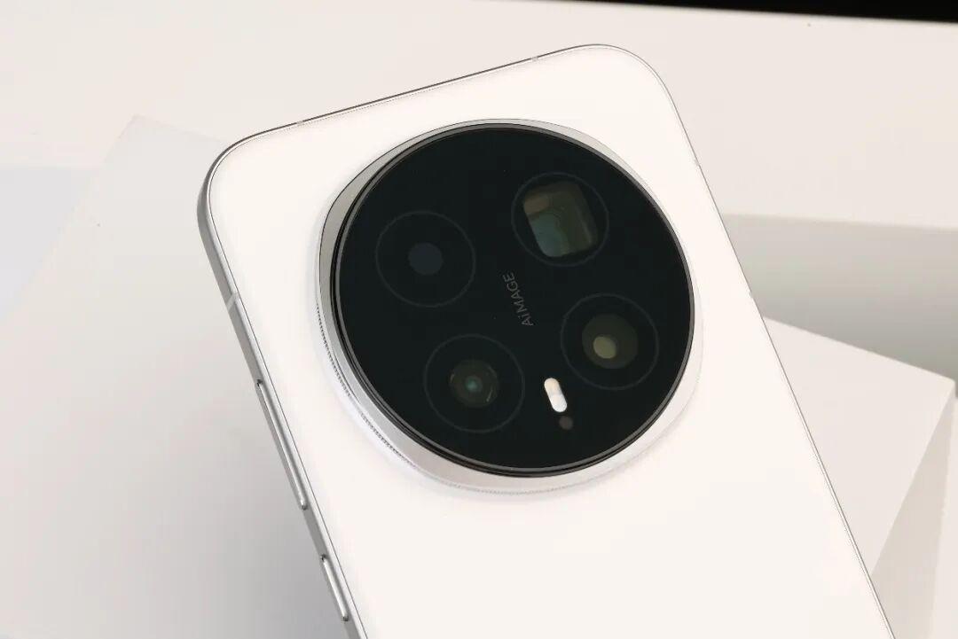 顶级镜头与颠覆性AI的双重进化——荣耀 Magic8 Pro评测 - 知乎