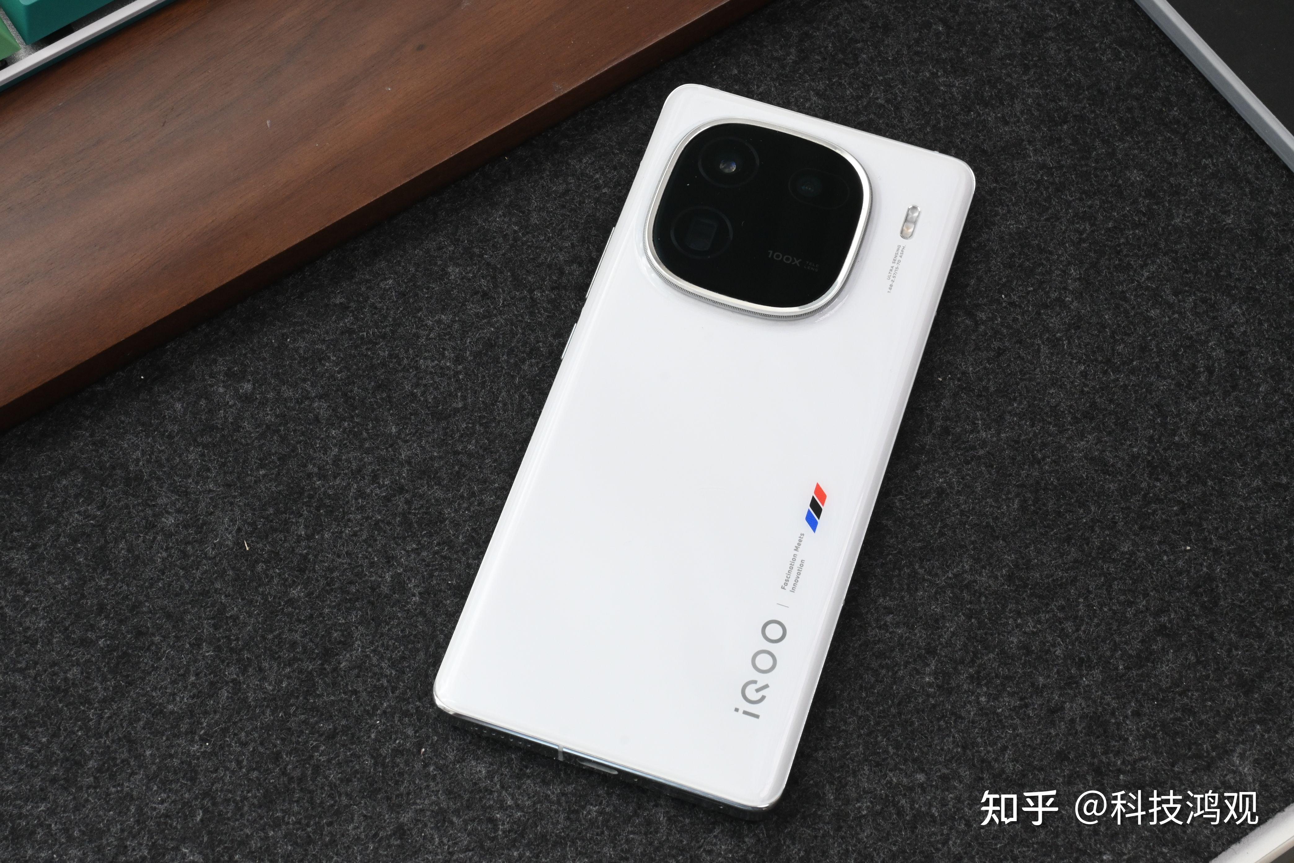 都是二当家的旗舰，一加12和iQOO12Pro到底该怎么选？（深度对比） - 知乎